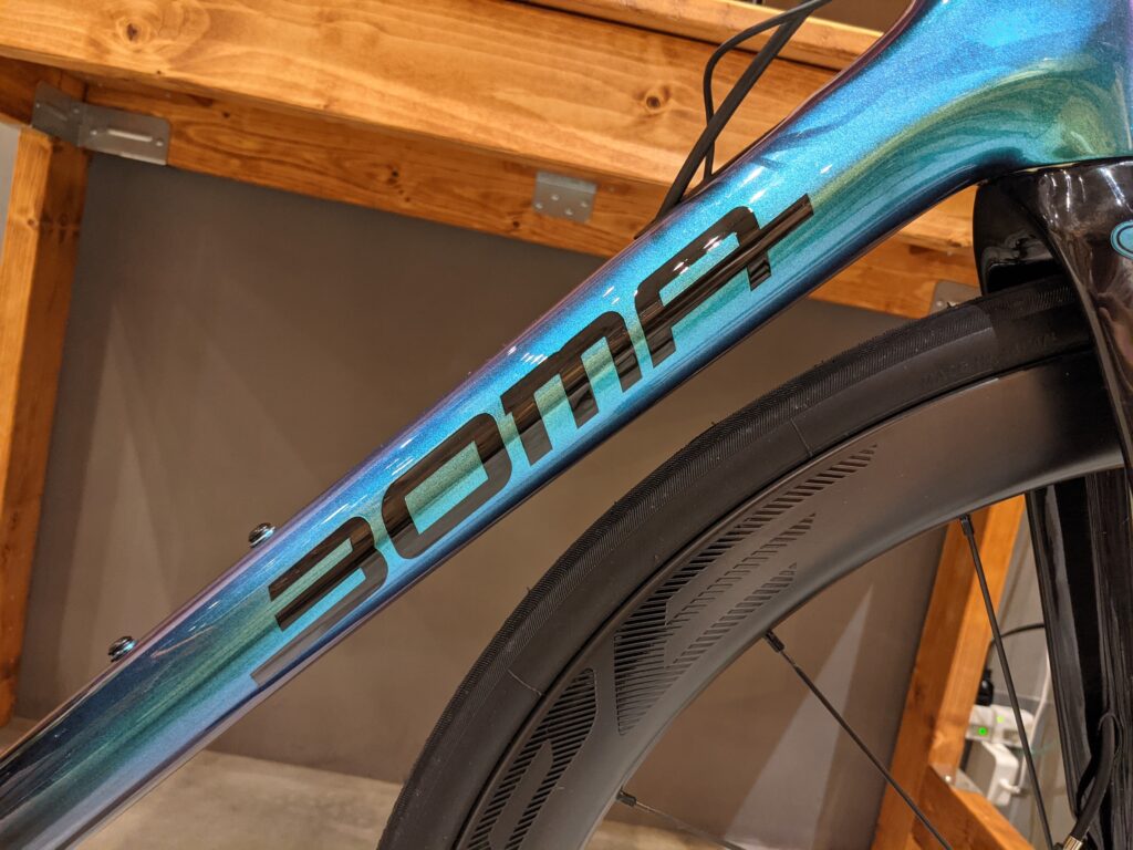 軽量エンデュランスロード BOMA ALLUMER disc を組付けしました | kurocycle